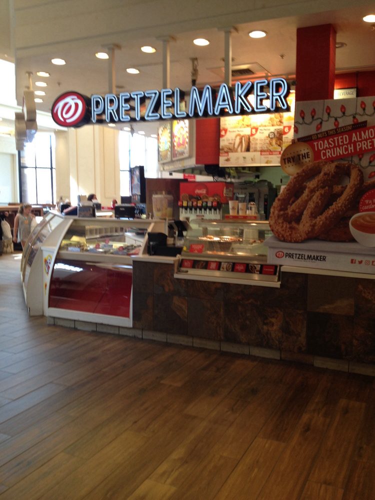 PRETZELMAKER - 718 Brookwood Village, Birmingham, Alabama - Pretzels ...