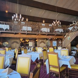 GOLDEN MAST INN - Updated January 2025 - 142 Photos & 146 Reviews ...