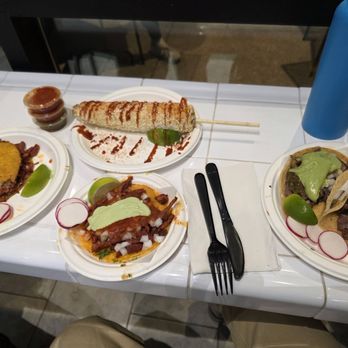 TACOMASA - Updated December 2025 - 591 Photos & 720 Reviews - 2140 E El ...