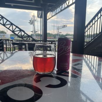 SHINDIGS BAR & GRILL - Updated November 2024 - 106 Photos & 150 Reviews ...