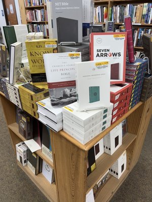 HALF PRICE BOOKS - Updated October 2025 - 37 Photos & 38 Reviews - 2211 ...