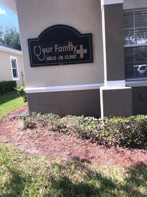 YOUR FAMILY WALK-IN CLINIC - Updated December 2025 - 53 Reviews - 17929 ...