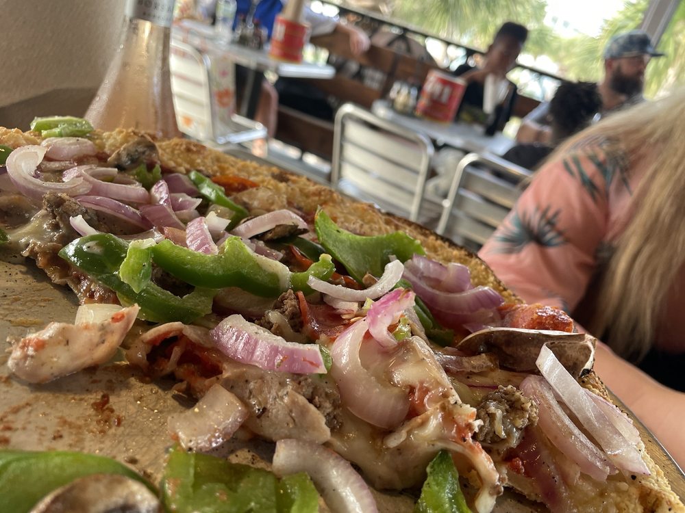 PIZZA BY THE SEA - Updated September 2024 - 90 Photos & 228 Reviews ...