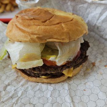 HALO BURGER - Updated January 2026 - 32 Photos & 32 Reviews - 41554 ...