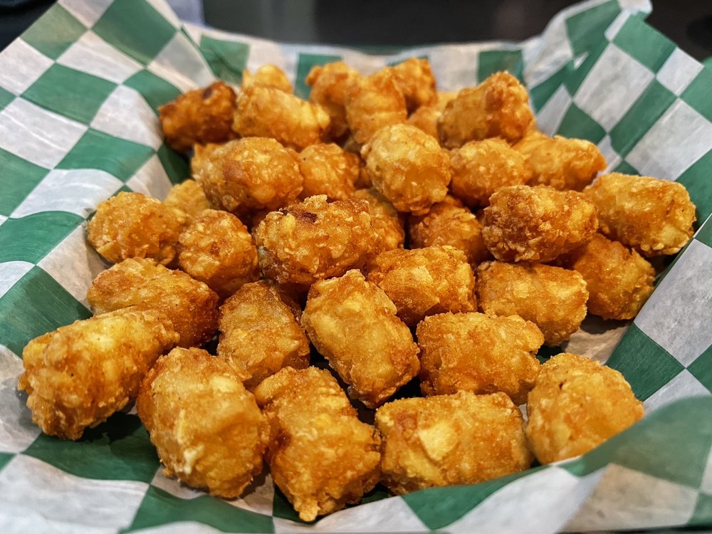 THE CADDY SHACK SPORTS BAR & GRILL - Updated December 2025 - 31 Photos ...