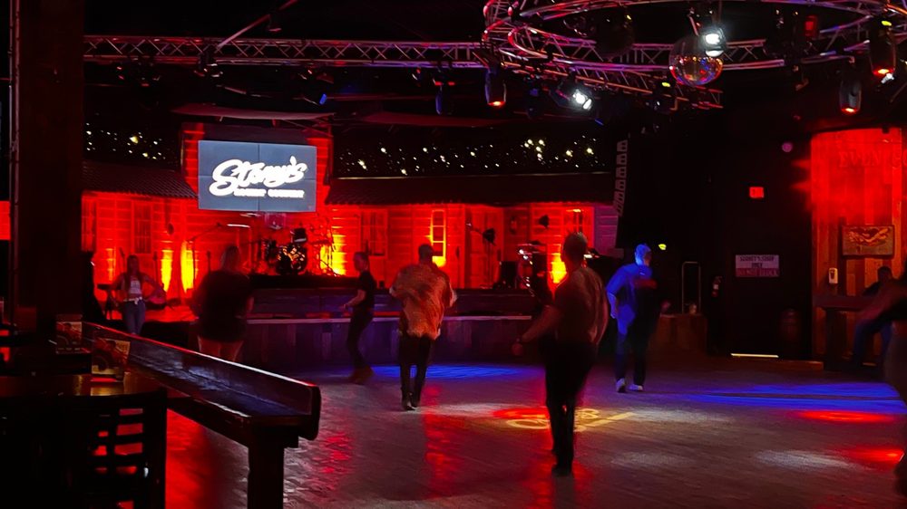 STONEY’S ROCKIN’ COUNTRY - Updated December 2025 - 162 Photos & 290 ...