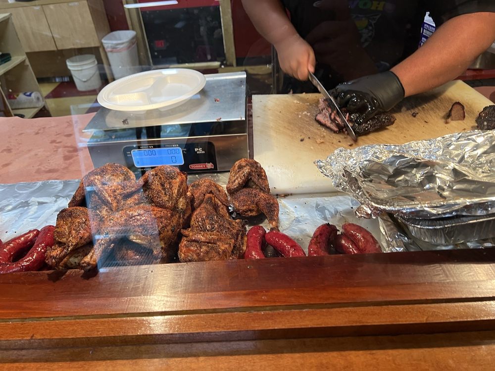 LULING BAR- B- Q - Updated July 2025 - 125 Photos & 169 Reviews - 709 E ...