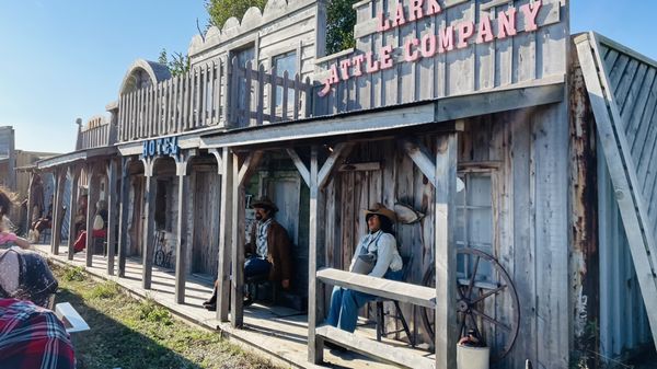 LARK RANCH - Updated October 2025 - 75 Photos & 45 Reviews - 1611 N ...