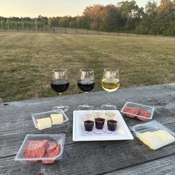 OLD FARM WINERY AT HARTLAND - Updated June 2025 - 137 Photos & 47 ...