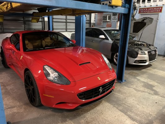 LA PERLA AUTO REPAIR CAR - Updated December 2025 - 31 Photos - 6700 SW ...