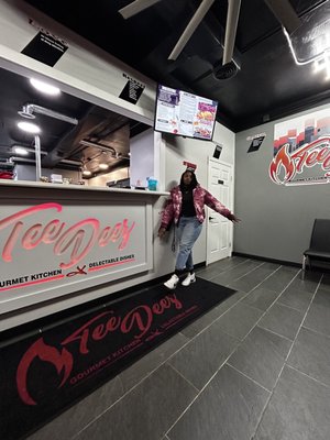 TEEDEEZ - Updated August 2025 - 47 Photos & 13 Reviews - 5229 ...