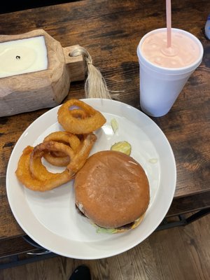 SOMEBURGER - Updated January 2025 - 58 Photos & 153 Reviews - 745 E ...