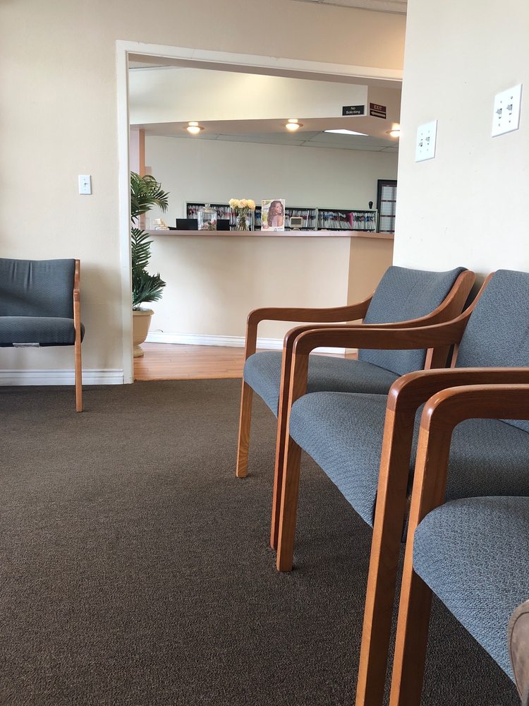 ANTHONY HOANG, DMD - Updated August 2025 - 26 Reviews - 6514 E Spring ...