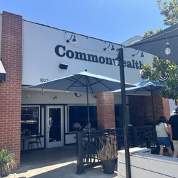 COMMONWEALTH - Updated September 2025 - 821 Photos & 1222 Reviews ...