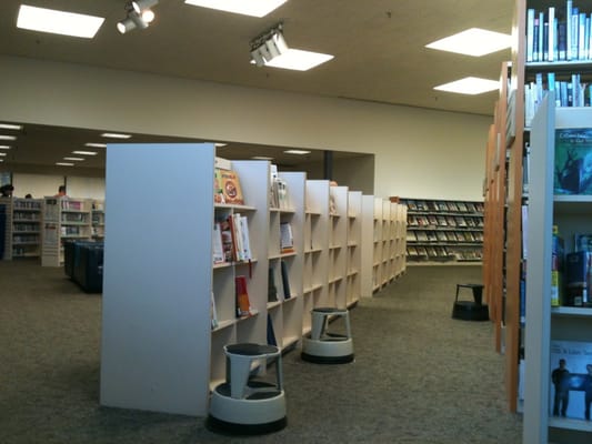 WOODBOURNE PUBLIC LIBRARY - Updated December 2025 - 10 Photos - 6060 ...