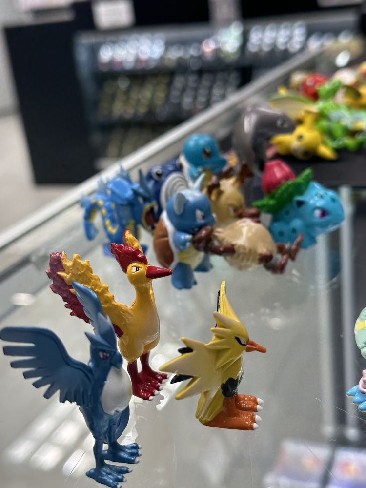 COLLECTIBLES CARDS AND GAMES nearby at 601 Cross Timbers Rd, Flower ...