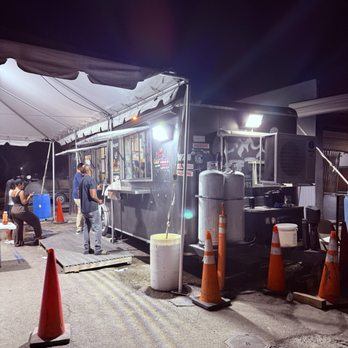 CHEF TALLY WORLD FAMOUS JERK - Updated June 2025 - 161 Photos & 162 ...