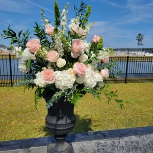 FREDERICK’S FLORIST - Updated August 2025 - 10 Reviews - 4790 Gaynor St ...