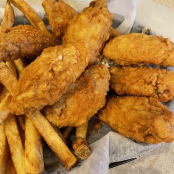 BOOM BAY BAR AND GRILL - Updated December 2025 - 7884 Cut Off Ln ...