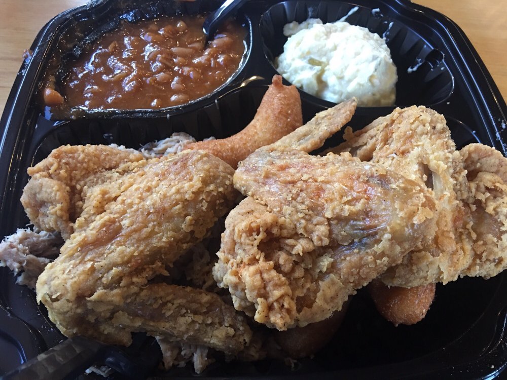 MOORE’S OLDE TYME BARBEQUE - 36 Photos & 43 Reviews - 2043 Central Park ...