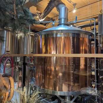 THREE BEARS BREWERY AND RESTAURANT - Updated April 2025 - 400 Photos ...