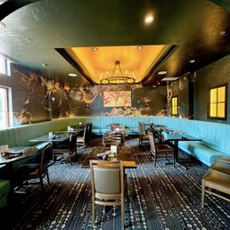 COURTYARD SOCIAL - Updated July 2025 - 168 Photos & 305 Reviews - 333 ...
