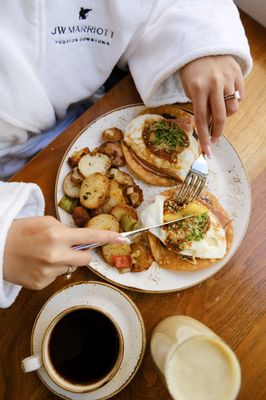 MAIN KITCHEN - Updated December 2025 - 189 Photos & 89 Reviews - 806 ...