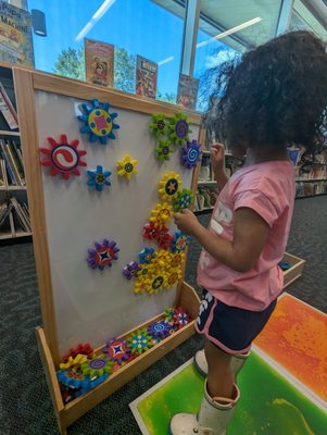 EVELYN MEADOR BRANCH LIBRARY - Updated December 2025 - 2400 North Meyer ...