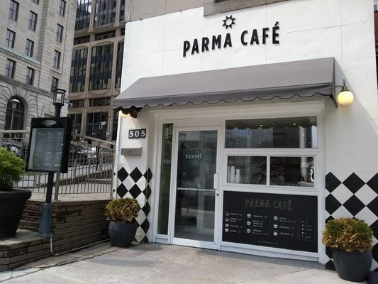 PARMA CAFÉ - Updated March 2025 - 13 Photos - 505 Rue de la Gauchetière ...