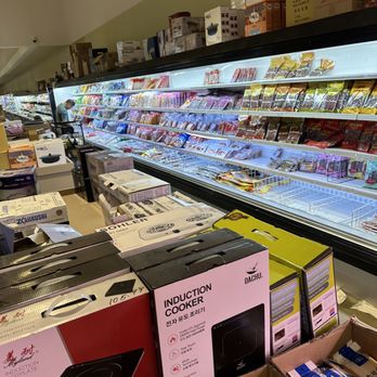 88 MARKETPLACE - Updated October 2024 - 555 Photos & 126 Reviews - 2105 ...