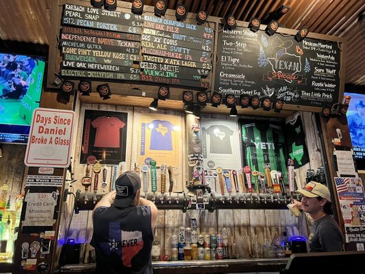 RUSTIC TAP - Updated September 2025 - 133 Photos & 137 Reviews - 613 W ...