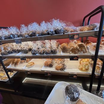 85°C BAKERY CAFE-EAST HANOVER - Updated January 2026 - 100 Photos & 32 ...