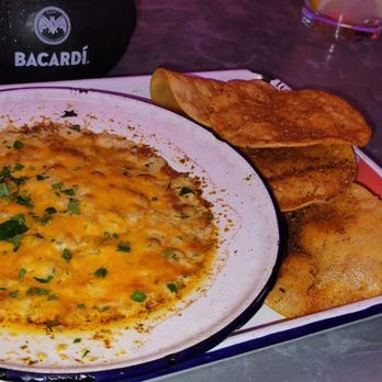 INA MAE TAVERN & PACKAGED GOODS - Updated November 2024 - 782 Photos ...