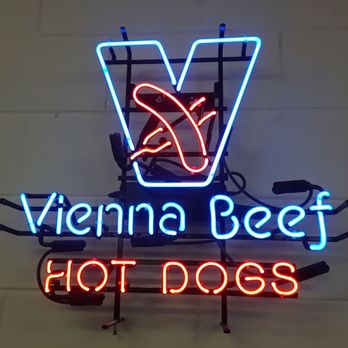 VIENNA BEEF FACTORY STORE AND DELI - CLOSED - Updated October 2025 ...