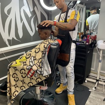 THE AFFILIATED BARBERSHOP - Updated December 2025 - 500 N Market St ...