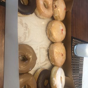 REASEY DONUTS - 33 Photos & 21 Reviews - 202 E Canal St, Mulberry, Florida - Donuts - Phone ...