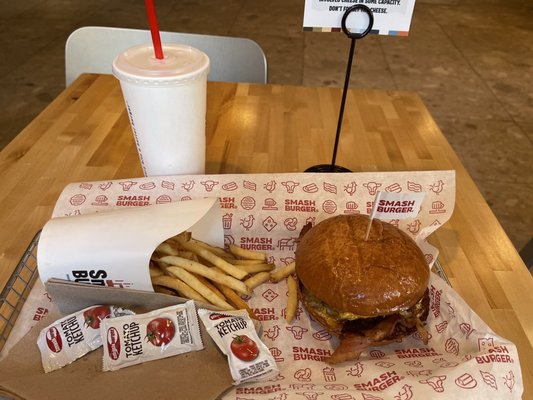 SMASHBURGER - Updated January 2025 - 99 Photos & 74 Reviews - 370 7th ...