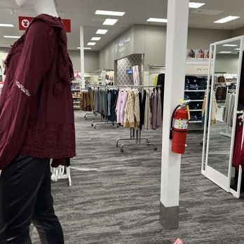 TARGET - Updated November 2024 - 42 Photos & 74 Reviews - 7300 191st St ...