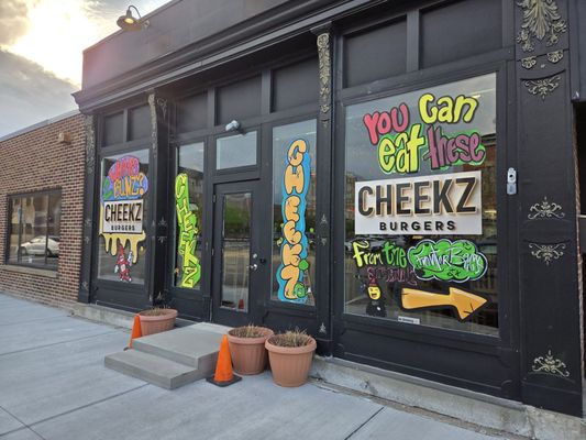 CHEEKZ BURGERS - Updated June 2026 - 33 Photos & 21 Reviews - 215 E ...