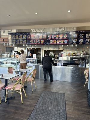 CAFE NADERI - Updated October 2024 - 113 Photos & 72 Reviews - 18040 ...