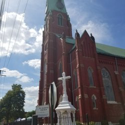 ST. ALBERTUS ROMAN CATHOLIC CHURCH - 13 Photos - 4321 St Aubin, Detroit ...