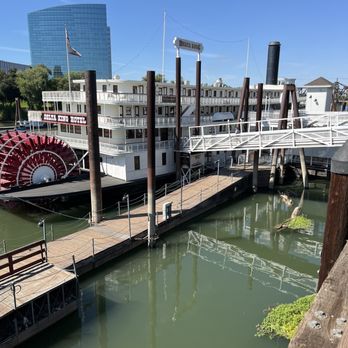 DELTA KING - Updated July 2025 - 1005 Photos & 745 Reviews - 1000 Front ...