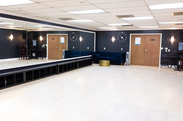 ATOMIC BALLROOM - 63 Photos & 190 Reviews - 17961 Sky Park Cir, Irvine ...