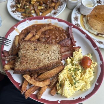 THE GEORGE STREET DINER - Updated April 2025 - 149 Photos & 179 Reviews ...