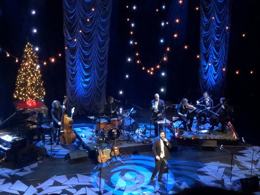 ACL LIVE AT THE MOODY THEATER - 334 Photos & 285 Reviews - 310 W Willie ...