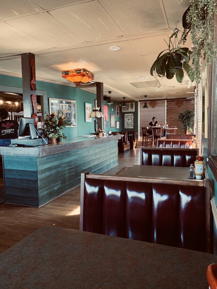 Lyncoya Cafe, Hendersonville | Roadtrippers