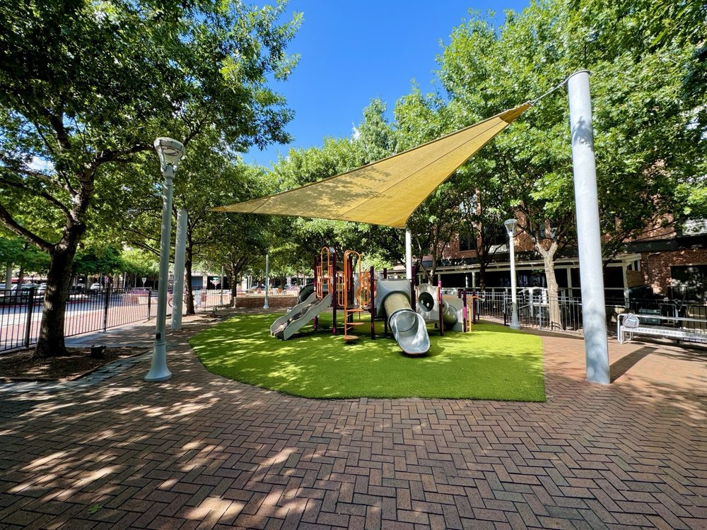 TRIANGLE PARK - Updated September 2025 - 13 Photos & 13 Reviews - 4800 ...