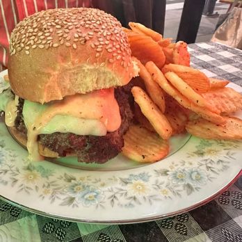 BAR JAWN - Updated October 2025 - 152 Photos & 57 Reviews - 4247 Main ...