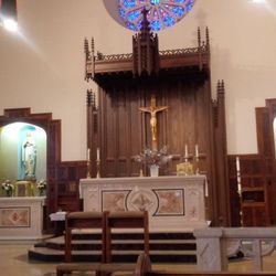 ST JAMES CATHOLIC CHURCH - 905 Park Ave, Falls Church, Virginia ...