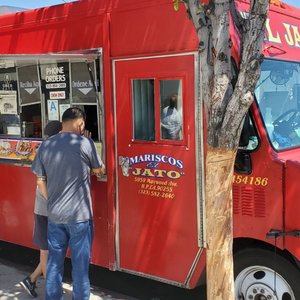 MARISCO EL JATO TRUCK - 35 Photos & 38 Reviews - 4911 E Olympic Blvd ...